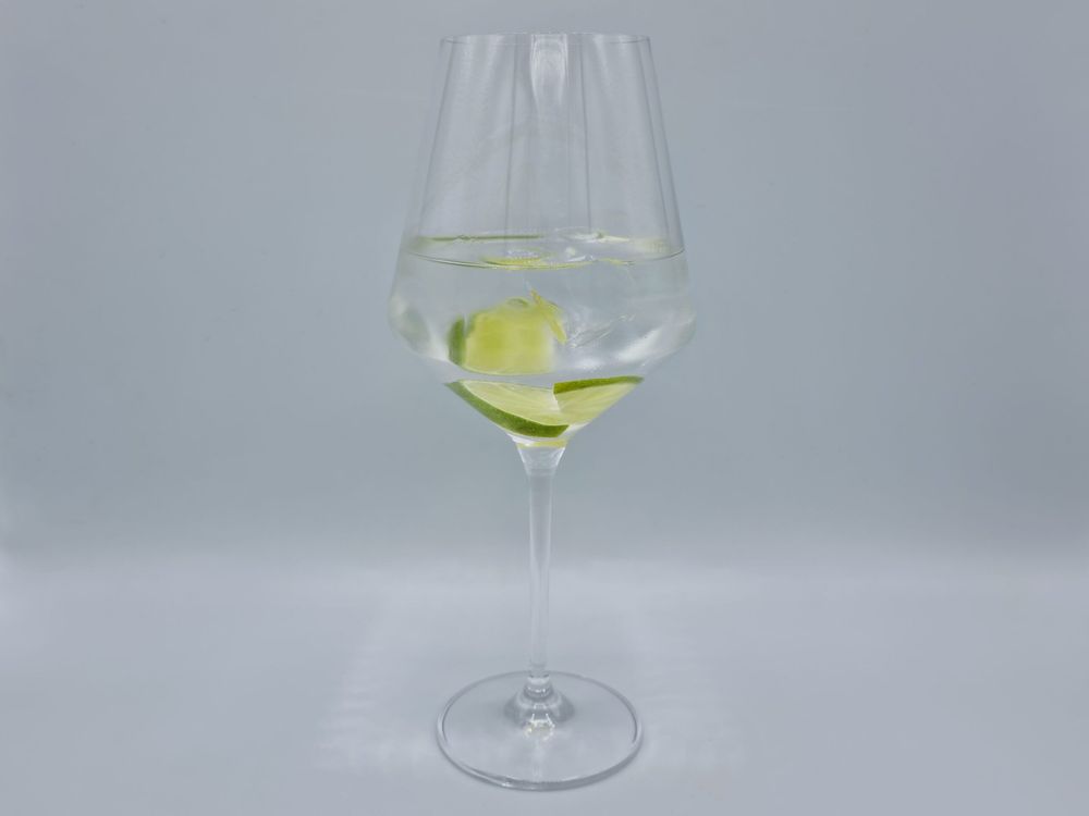 Gin z tonikiem | Mania Gotowania